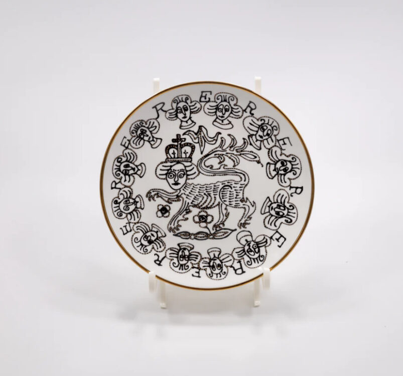 Grayson Perry – Queen Lion Plate by Grayson Perry RA | Printed Editions